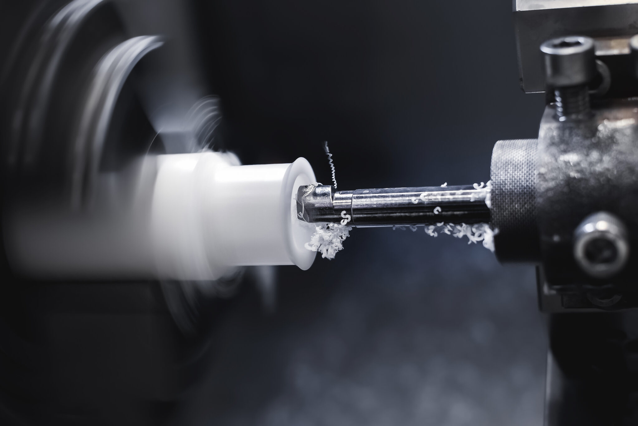 POM素材の加工性を徹底解説！最適な加工方法とは？ - POM×旋盤加工製作所｜POM×旋盤加工に特化